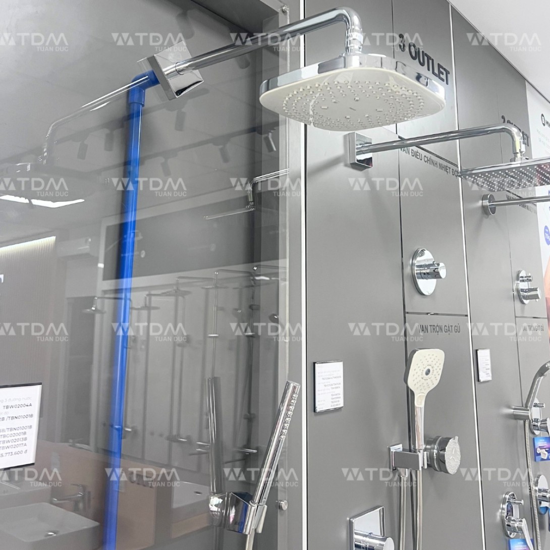 Bát sen tắm gắn tường TOTO TBW02003A - Tuấn Đức