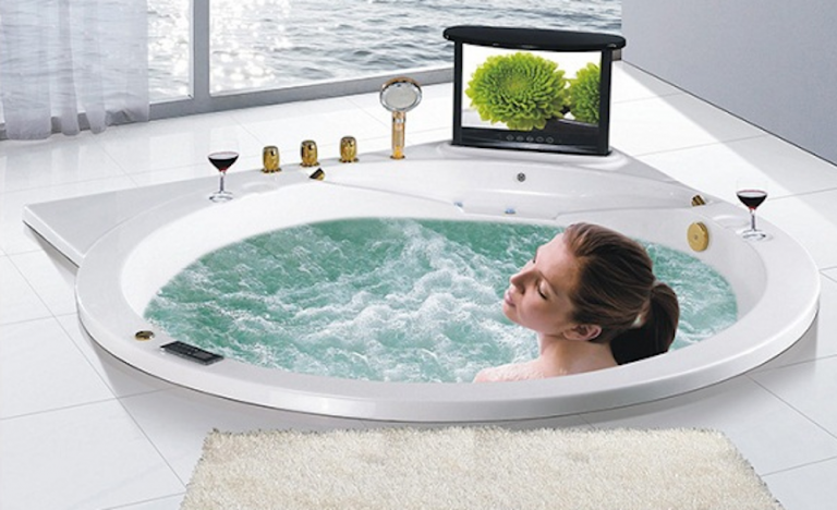 Bồn Tắm Jacuzzi Là Gì? Khám Phá Thế Giới Bồn Tắm Massage Caesar, Inax ...